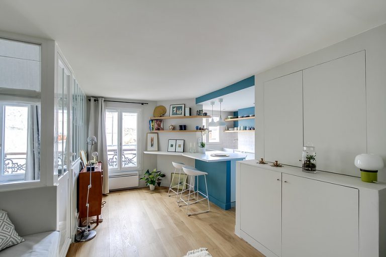 Un studio parisien gagne une chambre