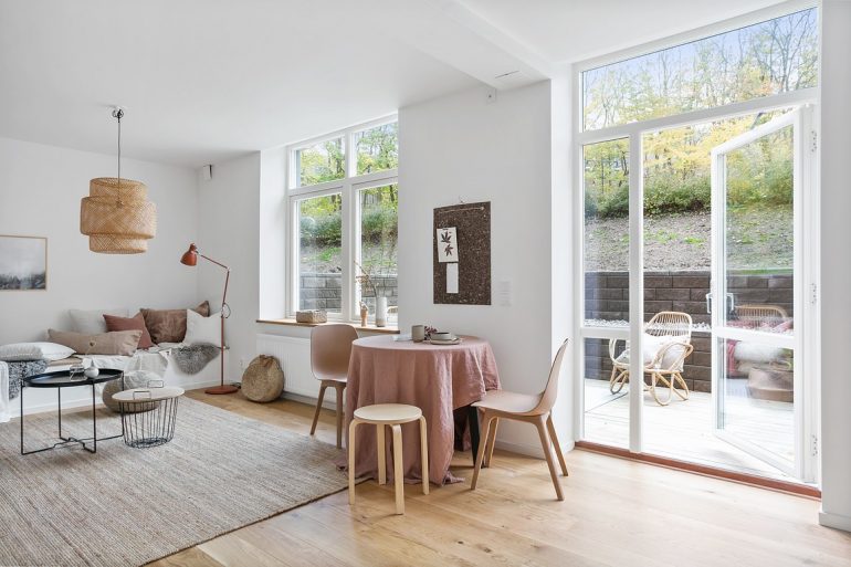 Un studio au look bohème et épuré