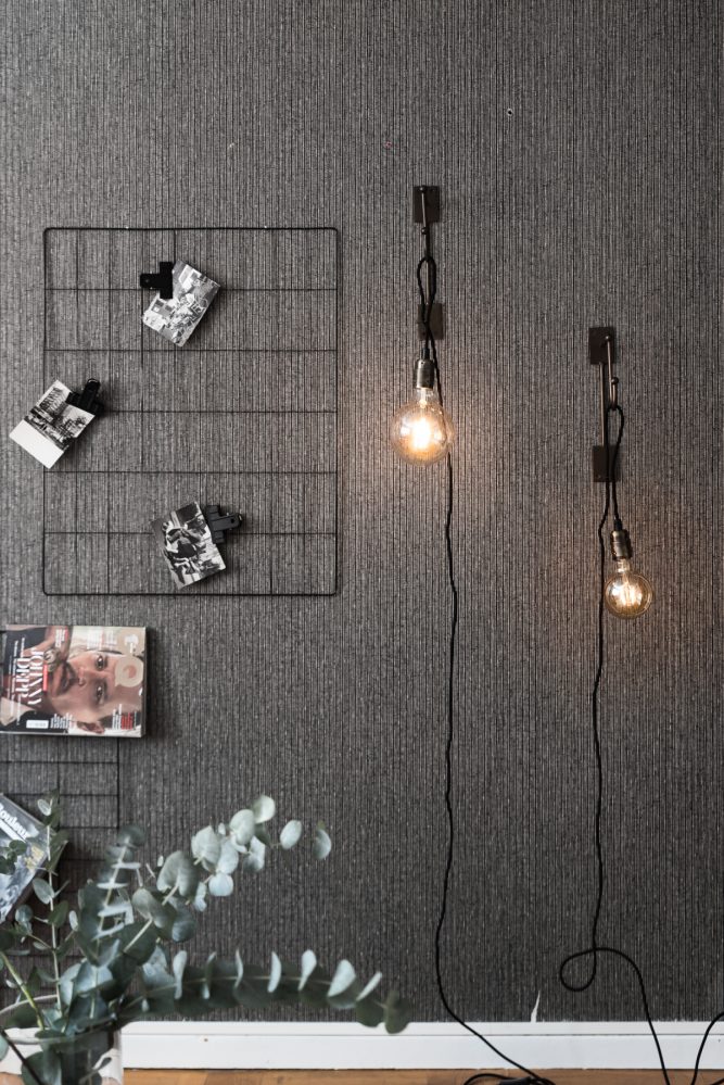 Un grand studio design, gris et graphique