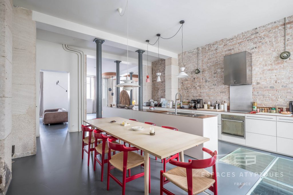 Design d'exception pour un loft dans un ancien atelier à Paris