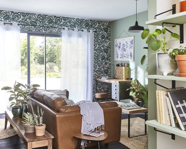 Cette maison a un design vert et naturel de l'entrée jusqu'aux combles ...