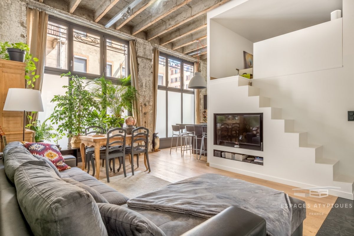Un authentique loft dans une ancienne menuiserie à Lyon