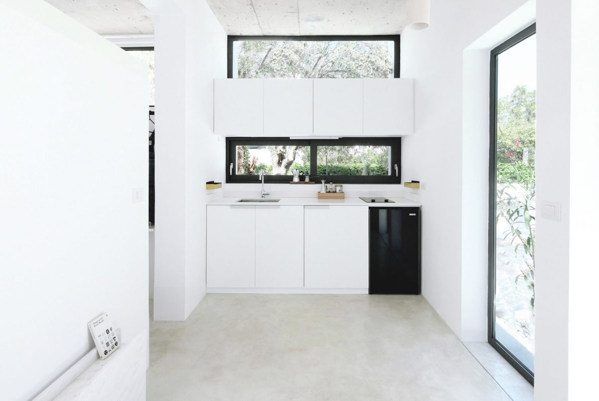 Cette mini maison cube préfabriquée de 27m2 se loue ou s'achète pour 40 ...