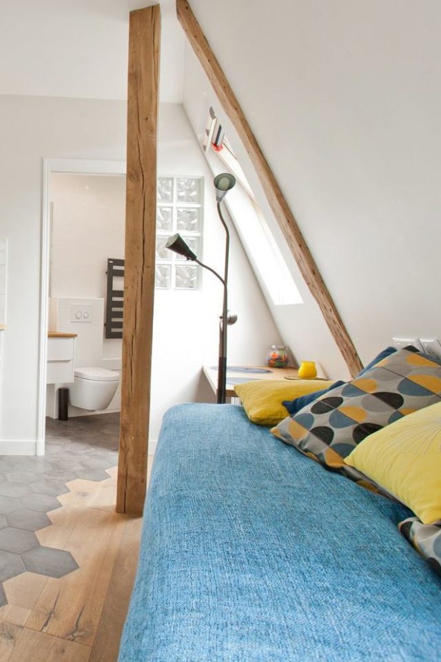 La rénovation d'un studio de 15m2 sous les toits de Paris