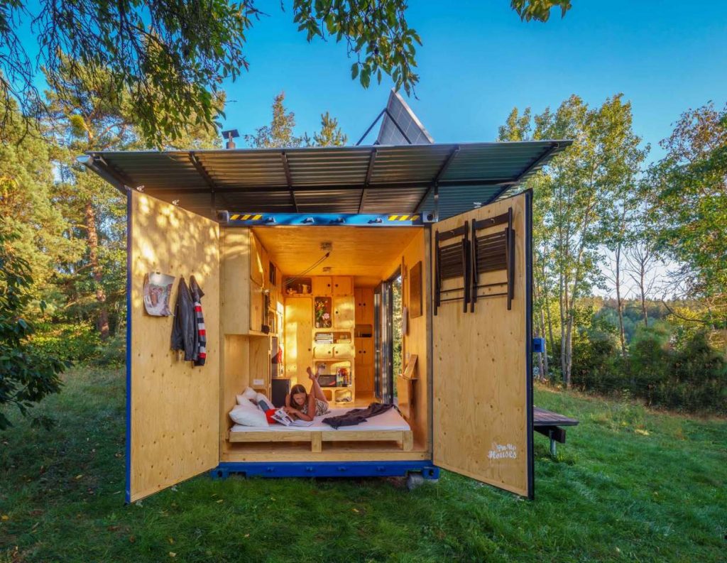 Cette mini maison container de 15m2 est à autoconstruire pour 17.000 ...