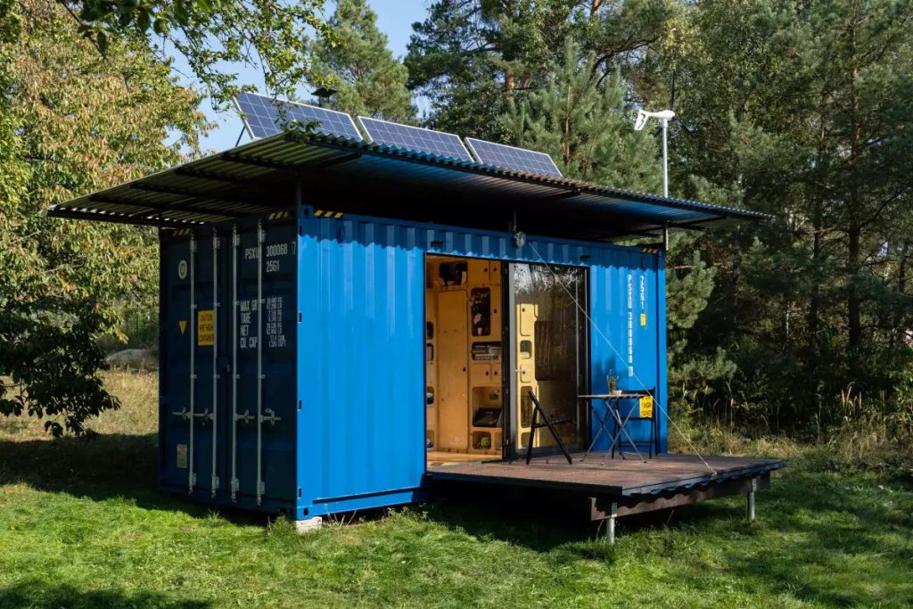 Une mini maison container de 15m2 toute équipée (avec plan)