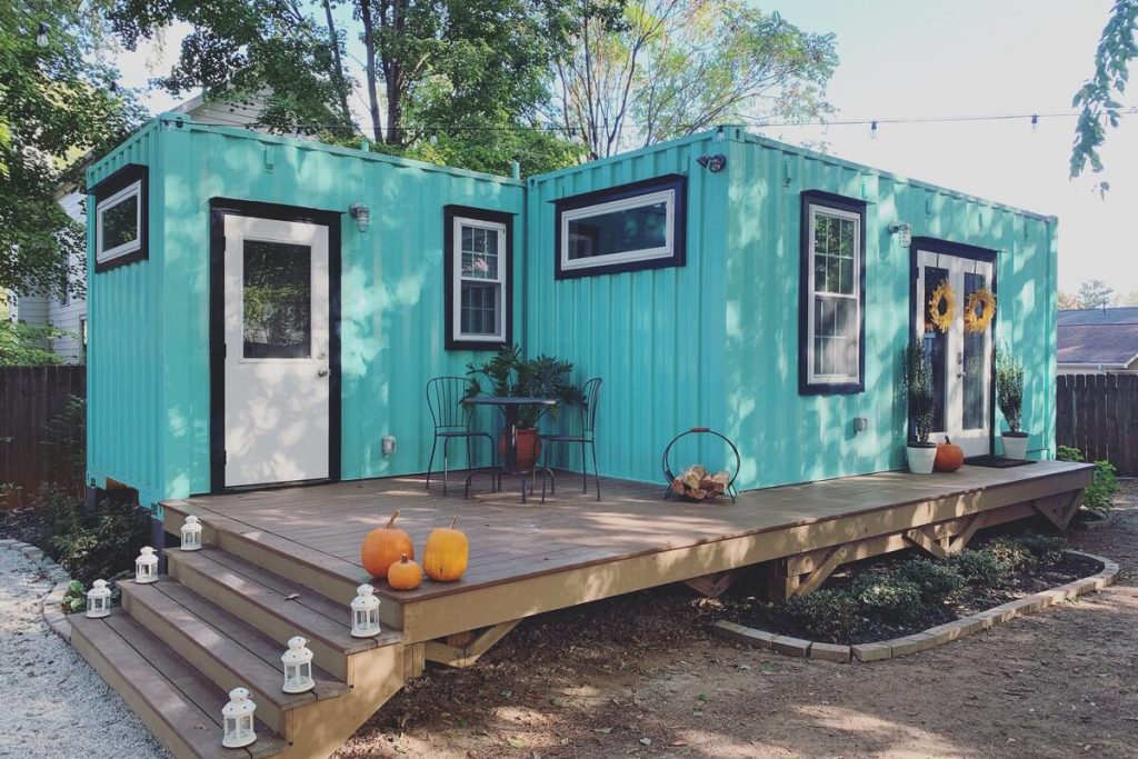 Cette mini maison container de 45m2 a deux chambres (avec plan)
