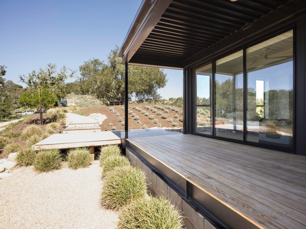 Une maison préfabriquée de 120m2 en Californie au look design