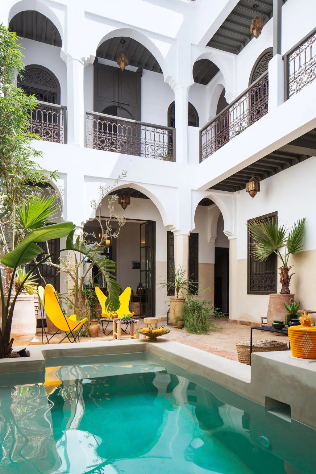 Un riad en couleurs contemporaines au coeur de la Medina à Marrakech