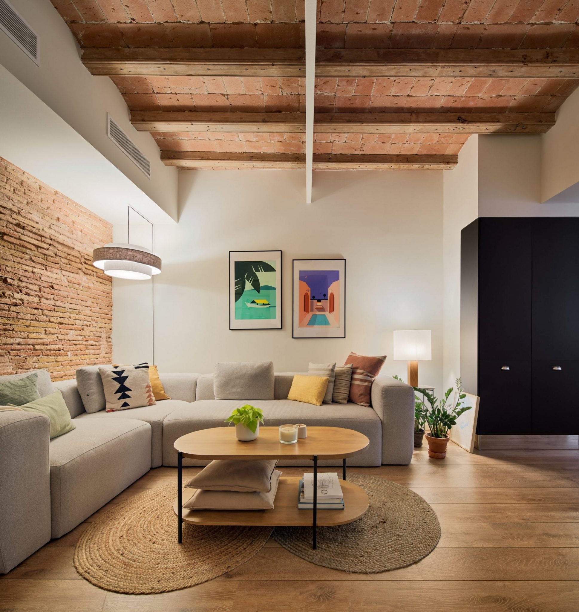 Un appartement de 40m2 au design coloré pour un designer à Barcelone