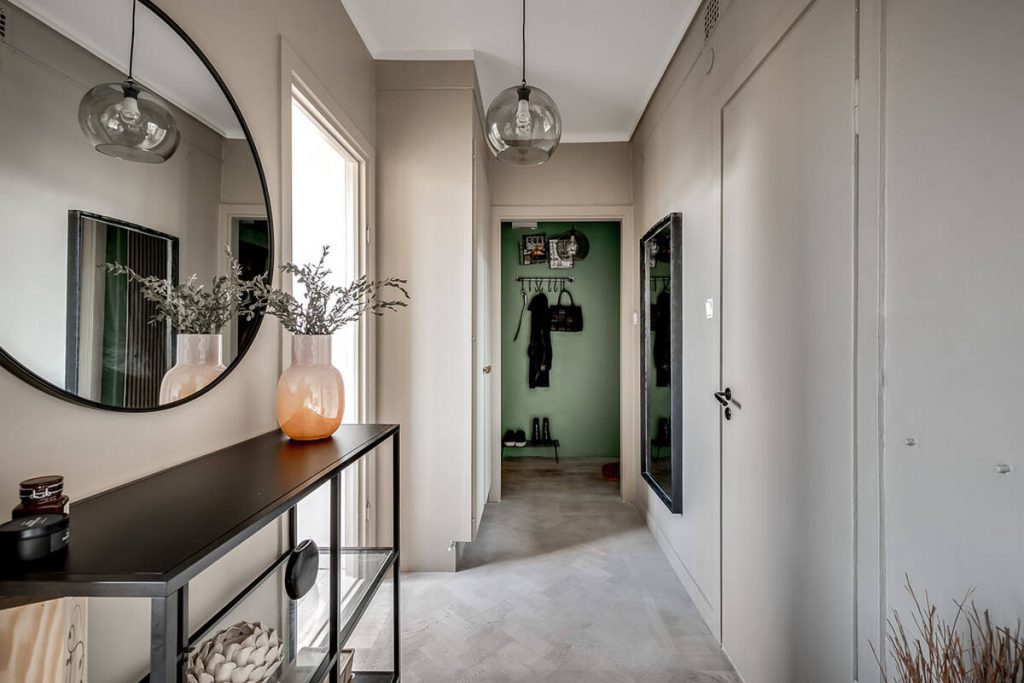 Un grand studio de 36m2 bien organisé comme un deux-pièces