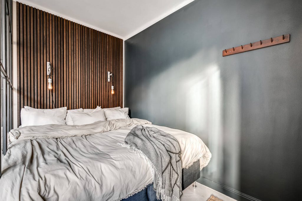 Un grand studio de 36m2 bien organisé comme un deux-pièces