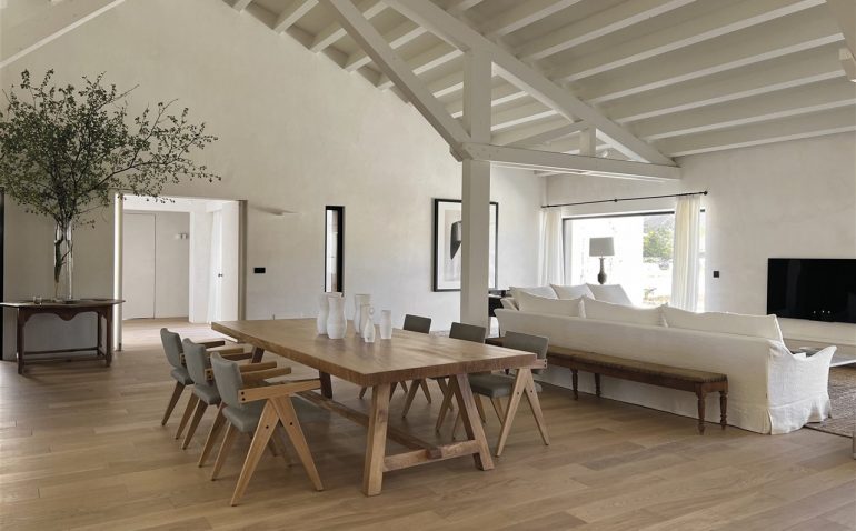 Un studio minimalisme propice à la création à Lisbonne