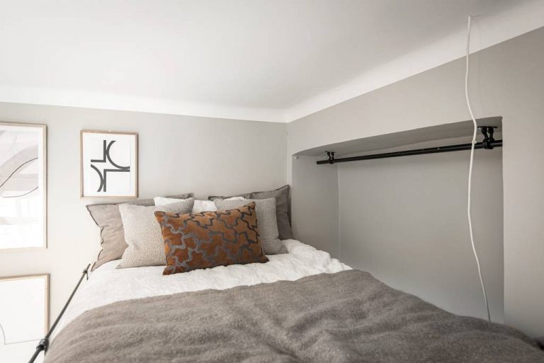 Un studio de 16m2 seulement parfaitement aménagé en style contemporain