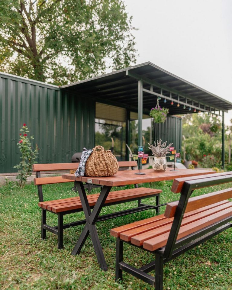Une mini maison container de 28m2 à la décoration moderne