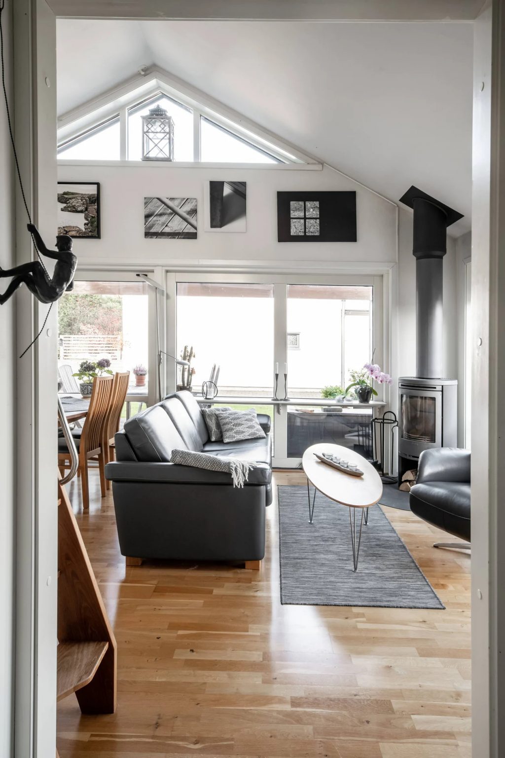 Cette petite maison de 45m2 a l'architecture d'une grande ! (avec plan)
