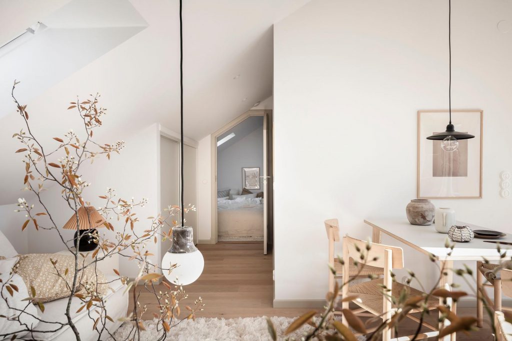 Un appartement mansardé de 42m2 bien conçu et décoré