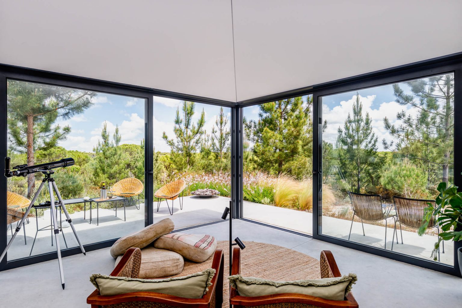 Une maison contemporaine à Comporta à l'architecture originale