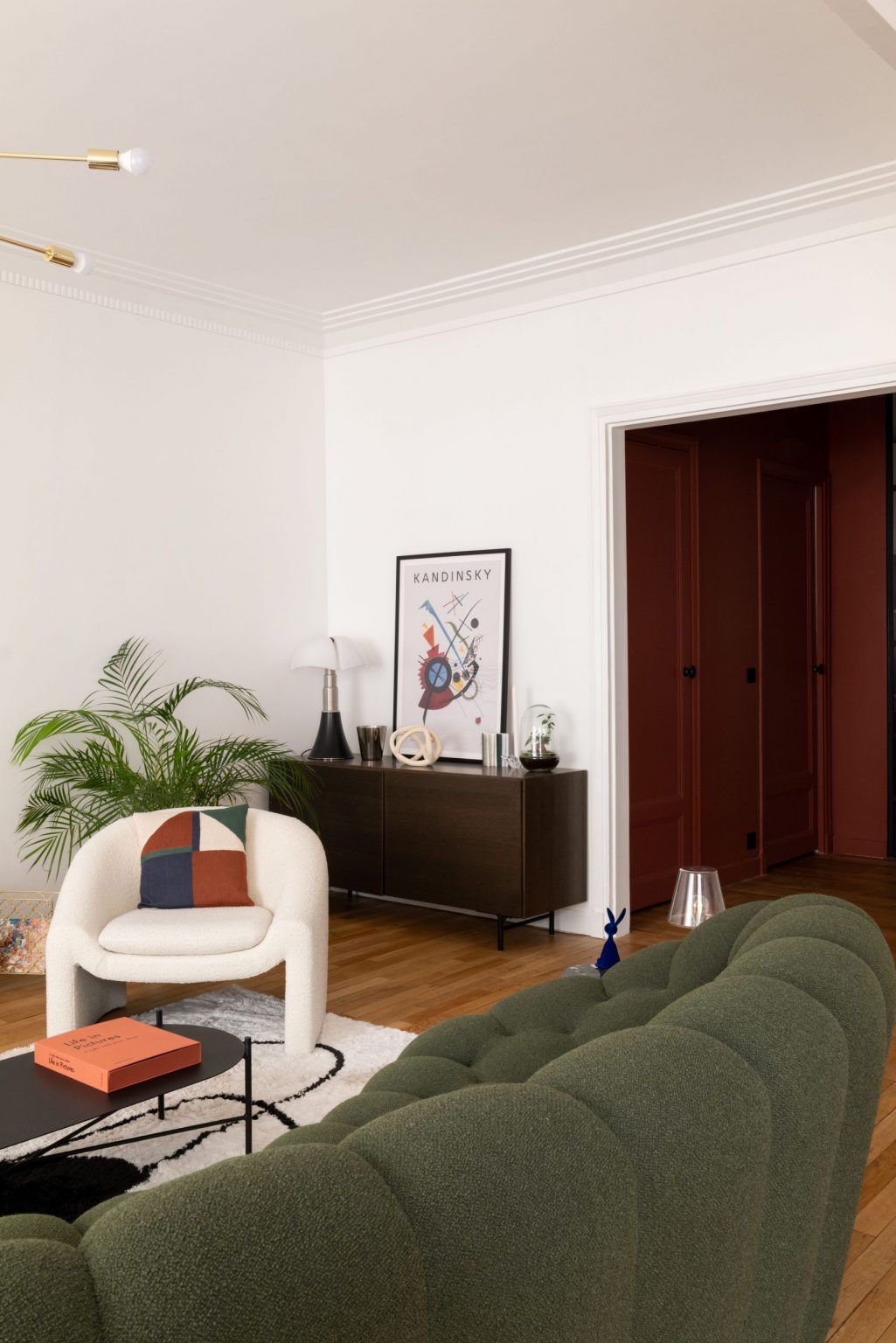 Un appartement de 125m2 à Paris rénové par le Studio Castille