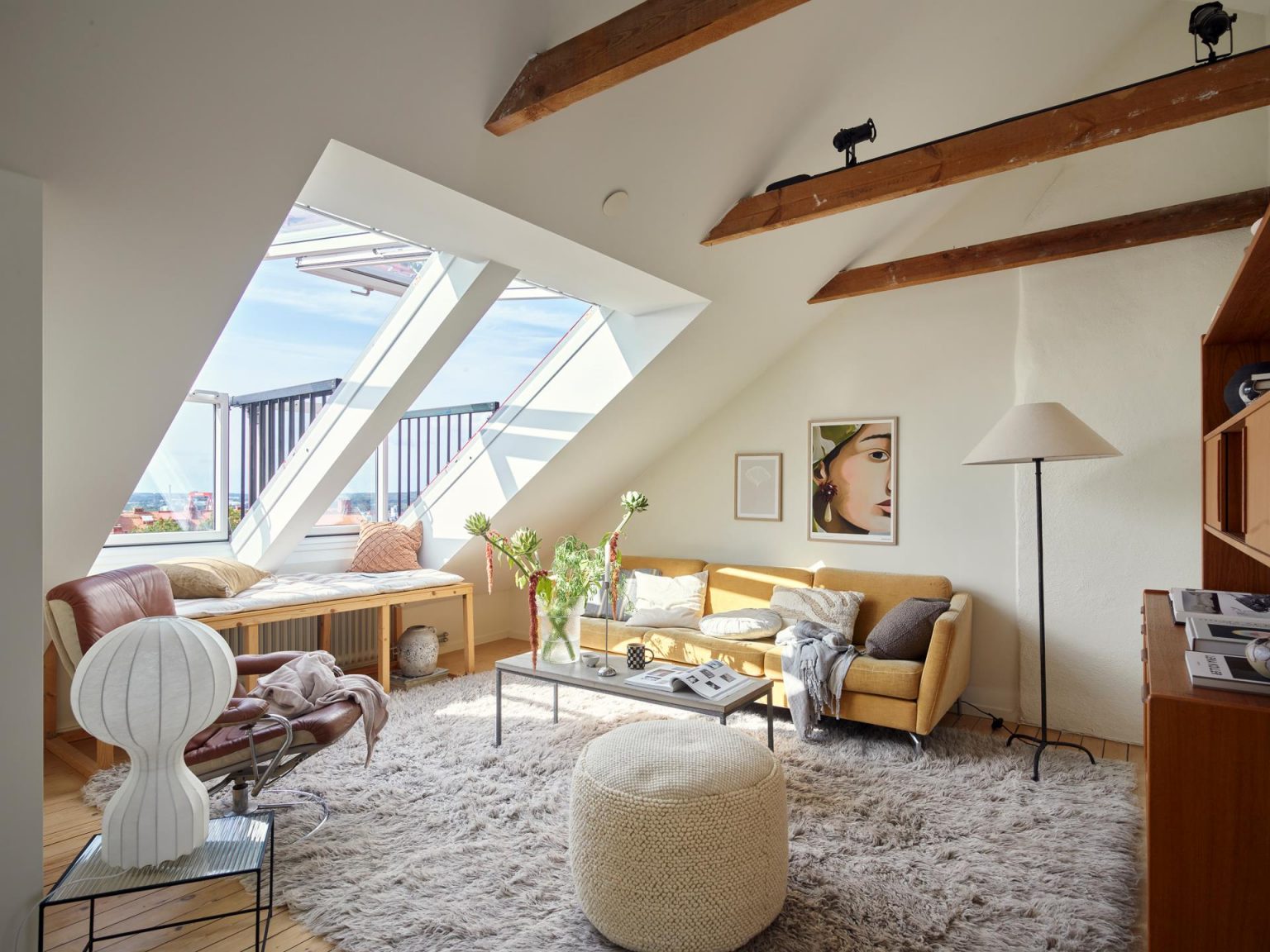 Un appartement mansardé de 74m2 en duplex très lumineux