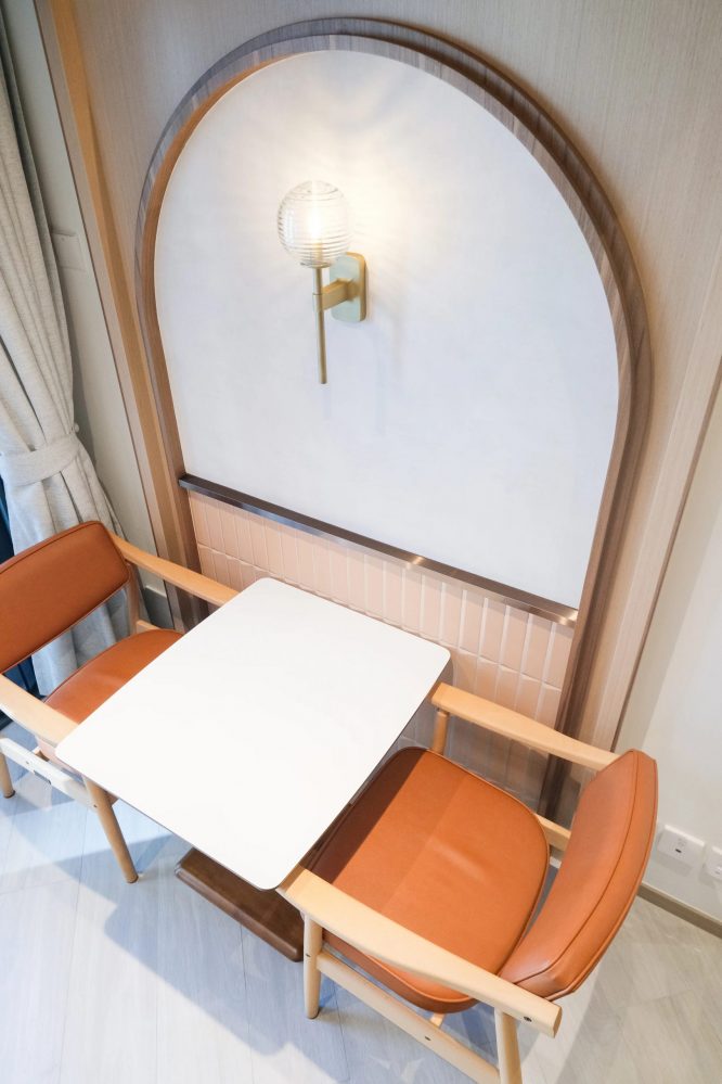 Un studio de 18m2 au design optimisé pour une jeune femme et son chat