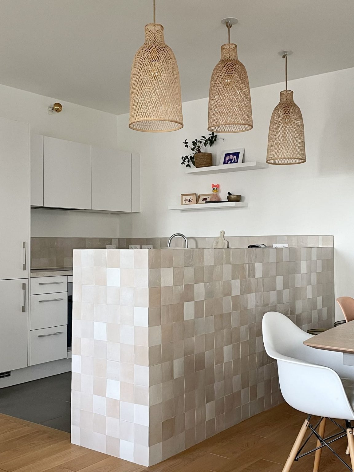 Nouvelle personnalité pour un salon et une cuisine pour un appartement ...