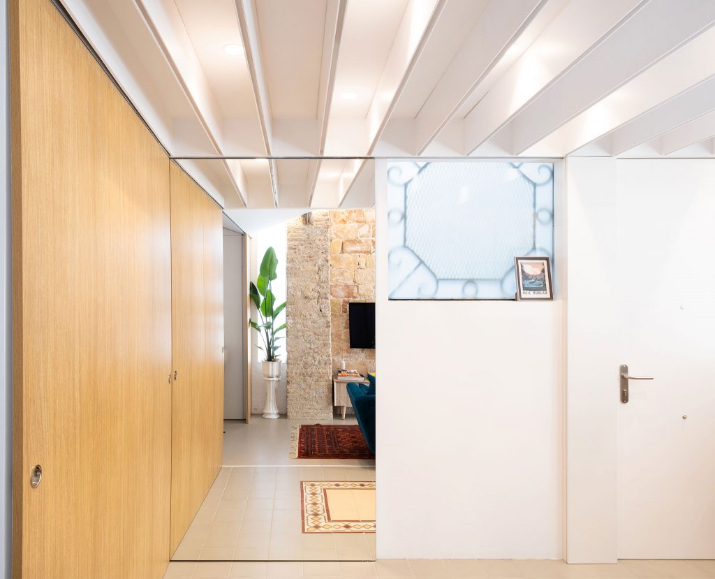 Un appartement de 56m2 modulable rénové par des architectes