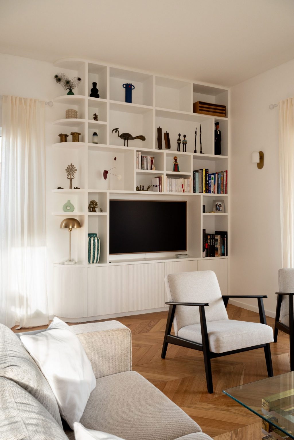 Un duplex rénové aux portes de Paris par Studio Castille