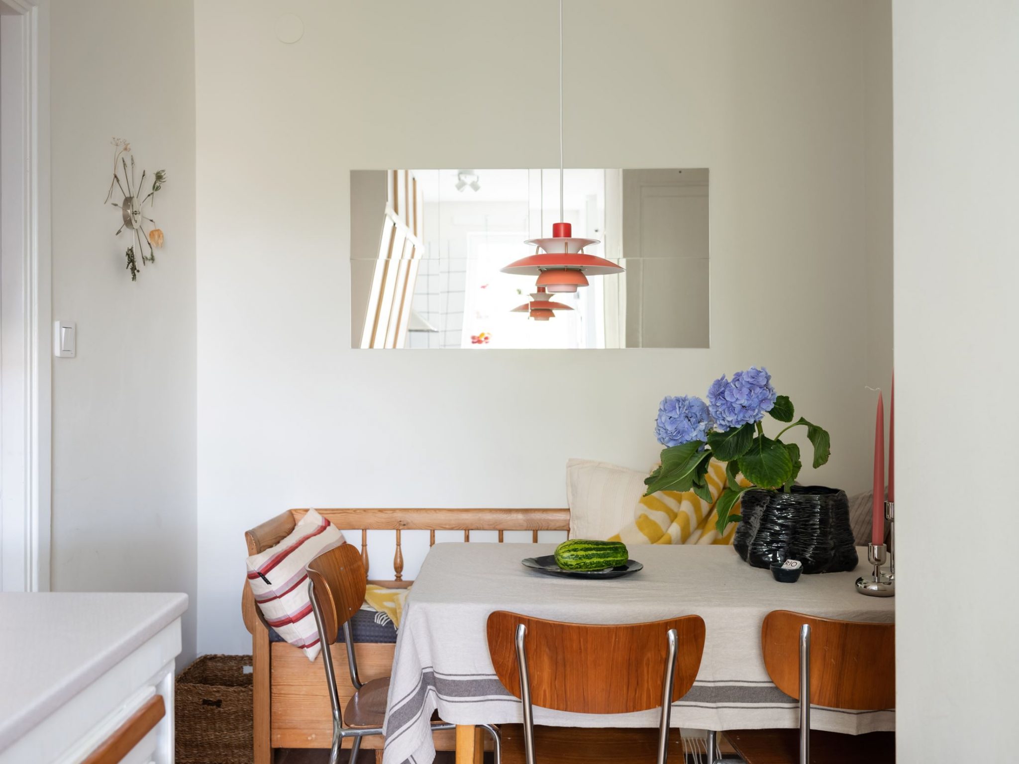 Un grand studio vintage de 41m2 au lit malin et clos