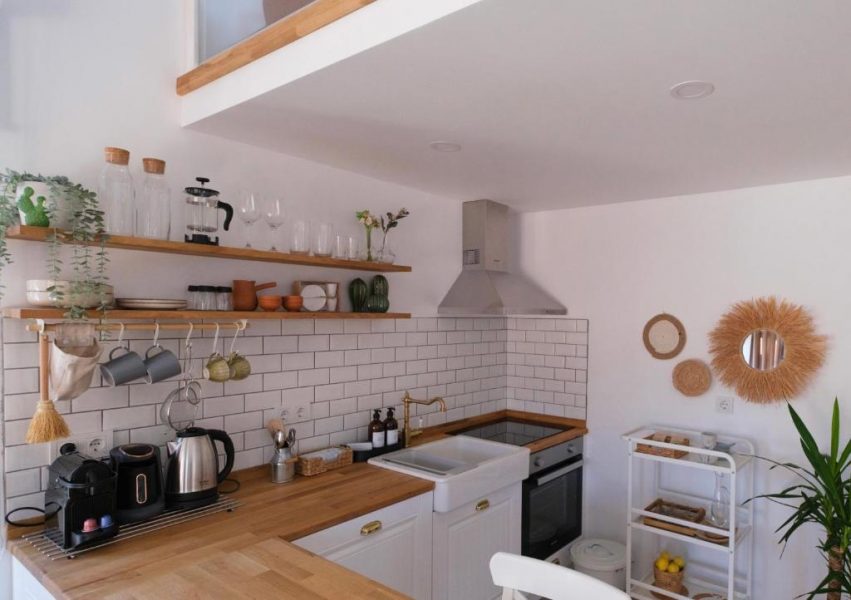 Une mini maison de 42m2 à l'architecture classique avec piscine