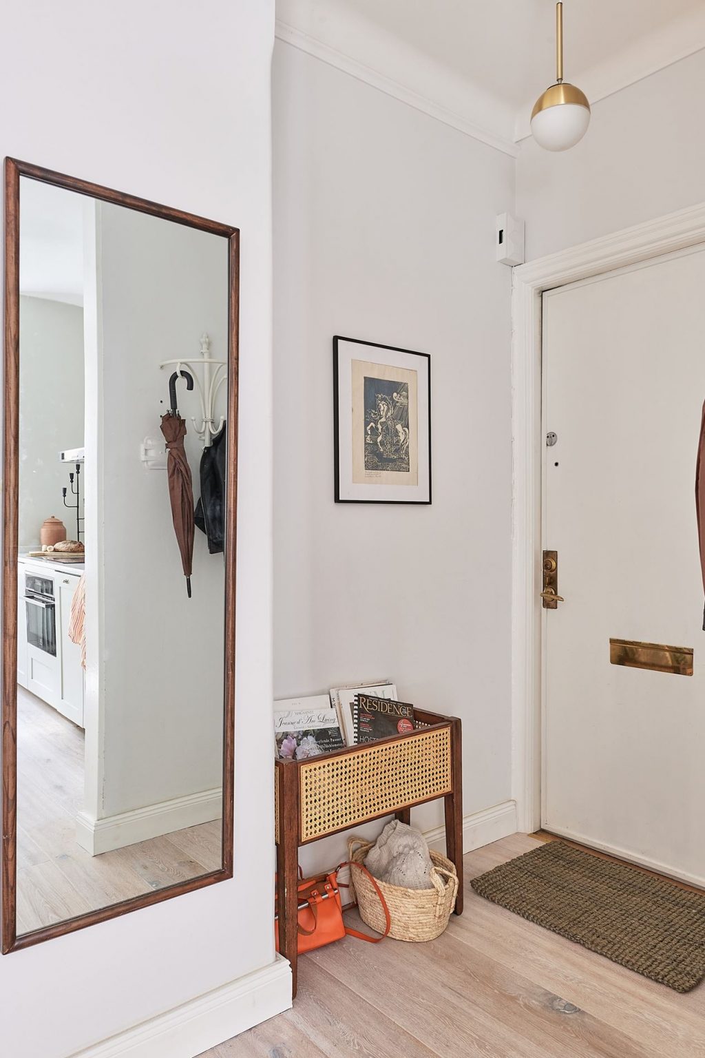 Un grand studio de 46m2 avec alcôve décoré avec charme