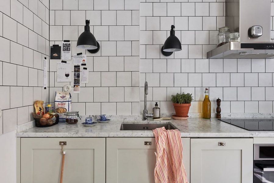 Un grand studio de 46m2 avec alcôve décoré avec charme