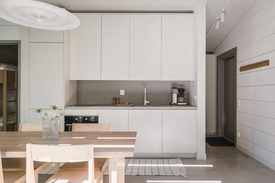 Une petite maison en bois de 46m2 près de la Baltique