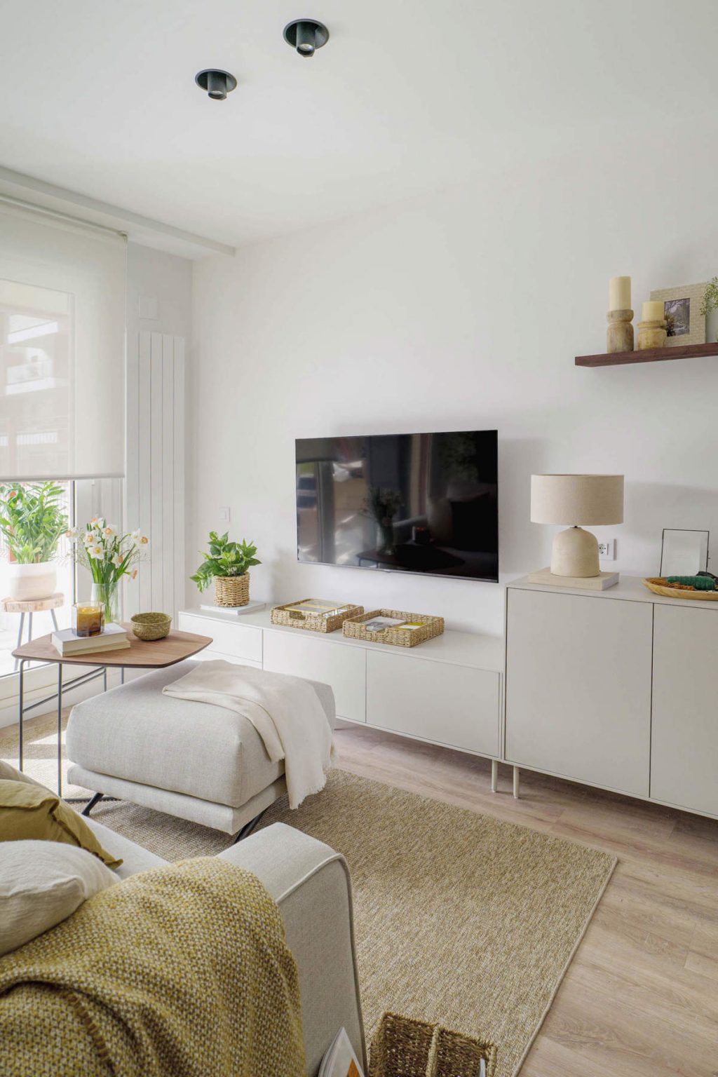 Un deux-pièces moderne de 40m2 avec une terrasse de 30m2