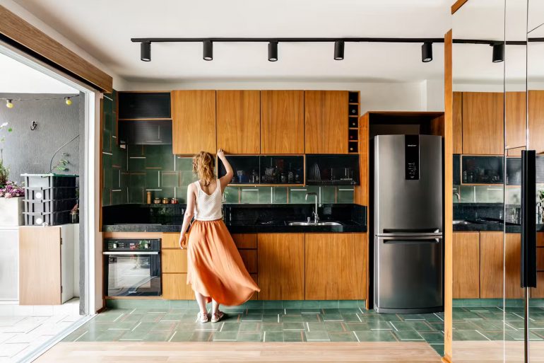 Un studio de 29m2 optimisé avec des éléments très astucieux