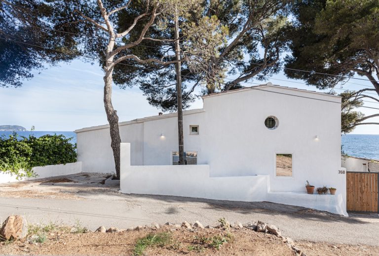 Vue imprenable sur la Méditerranée pour un cabanon de 46m2