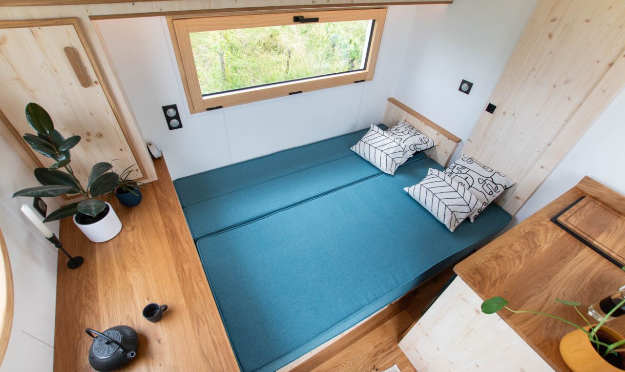 Une tiny house française de 10m2 seulement par Baluchon