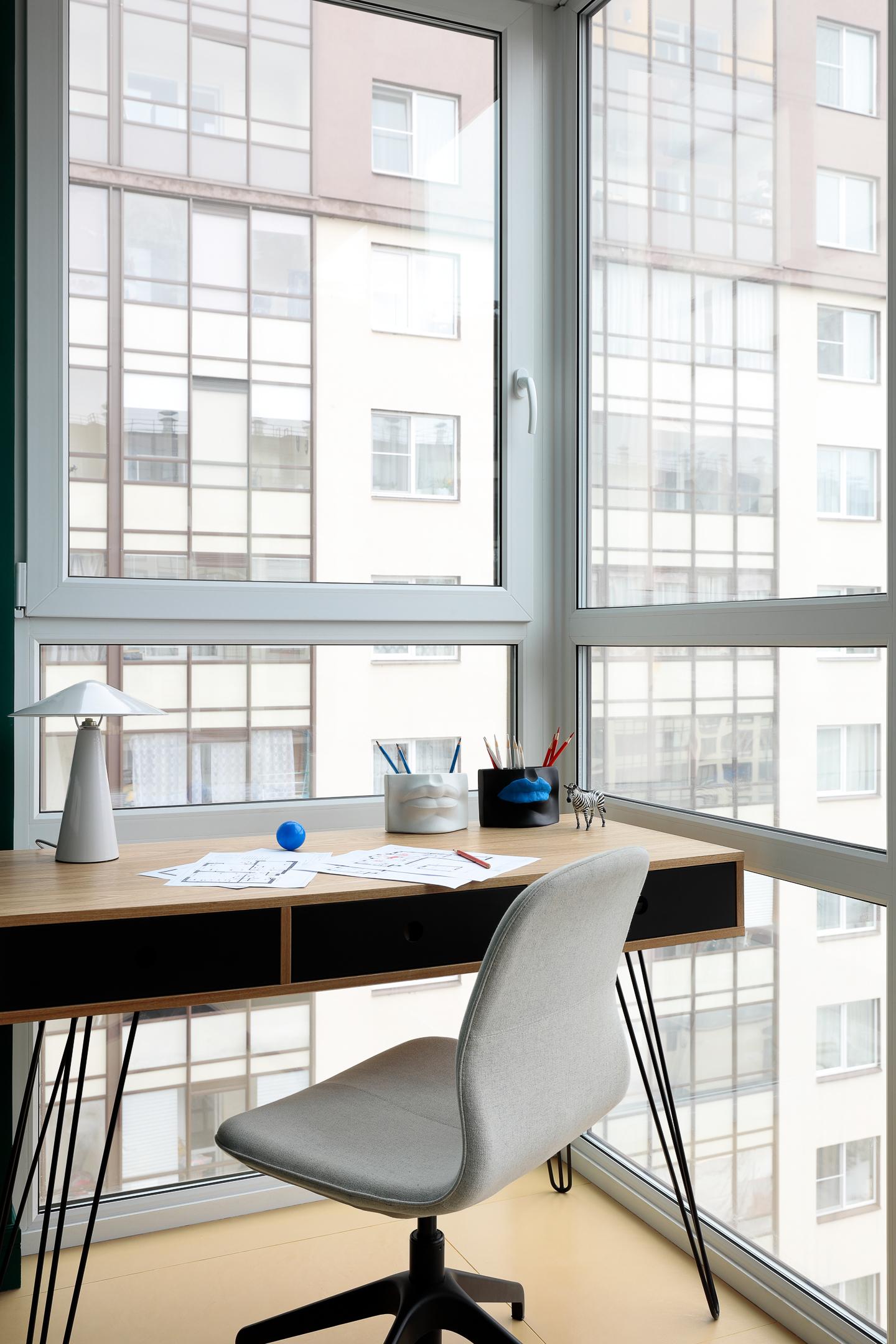 Aménager un studio de 23m2 : le pari coloré de deux designers